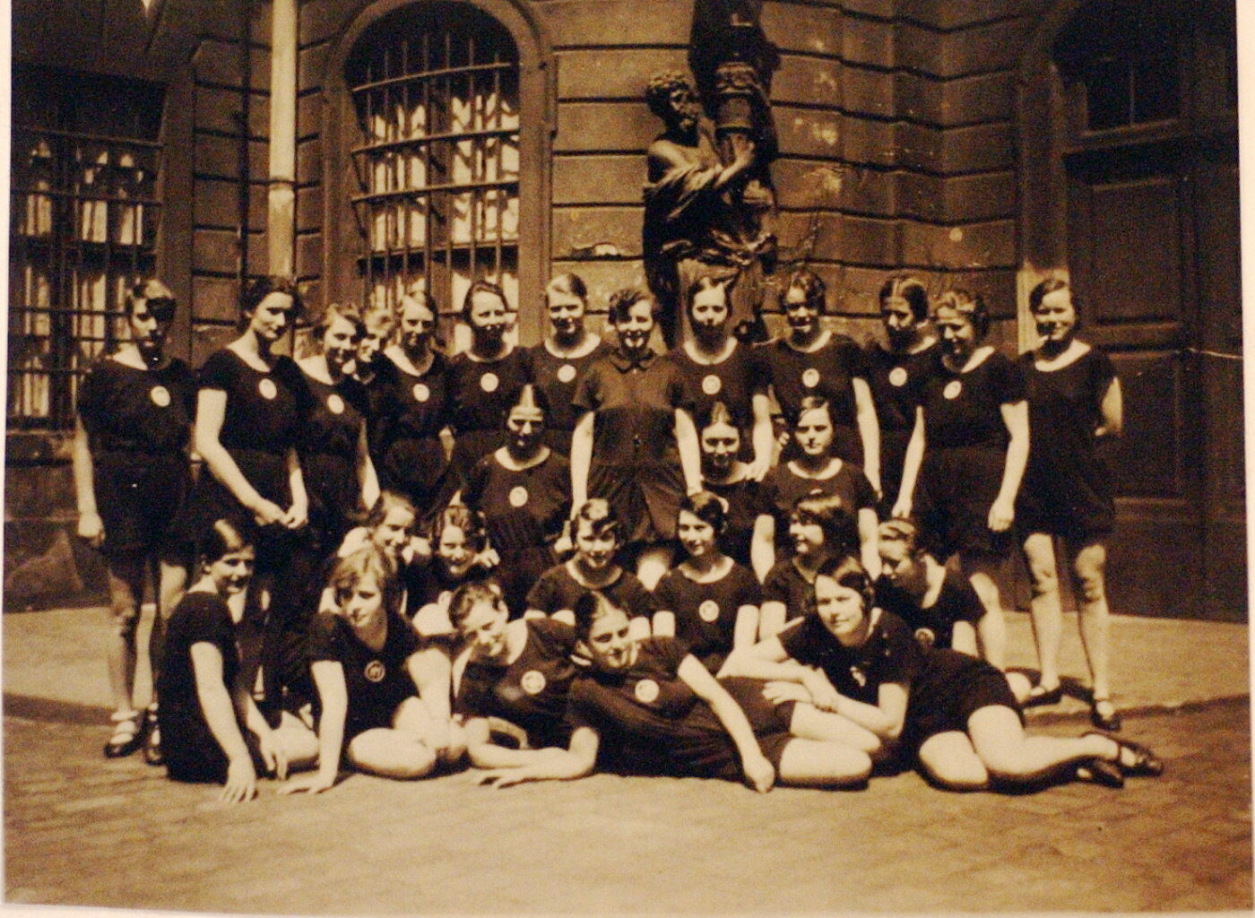 Students – history.physio